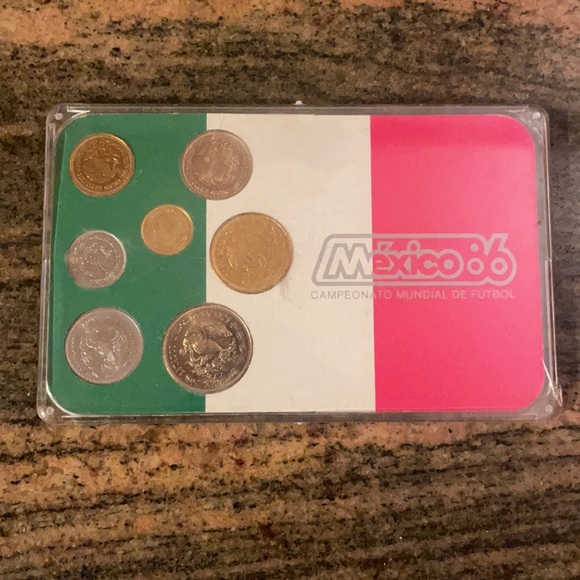 Accents | Vintage Mexican Coin Collection 1986 | Poshmark